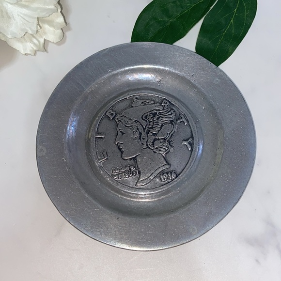 Pew-Ta-Rex Pewter | Other | Vtg Pewtarex Pewter Plate Small Collector ...